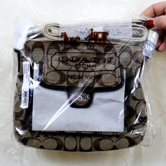 Coach | Bags | Coach Signature Pocket Swp Nwt Still In Wrapping | Poshmark